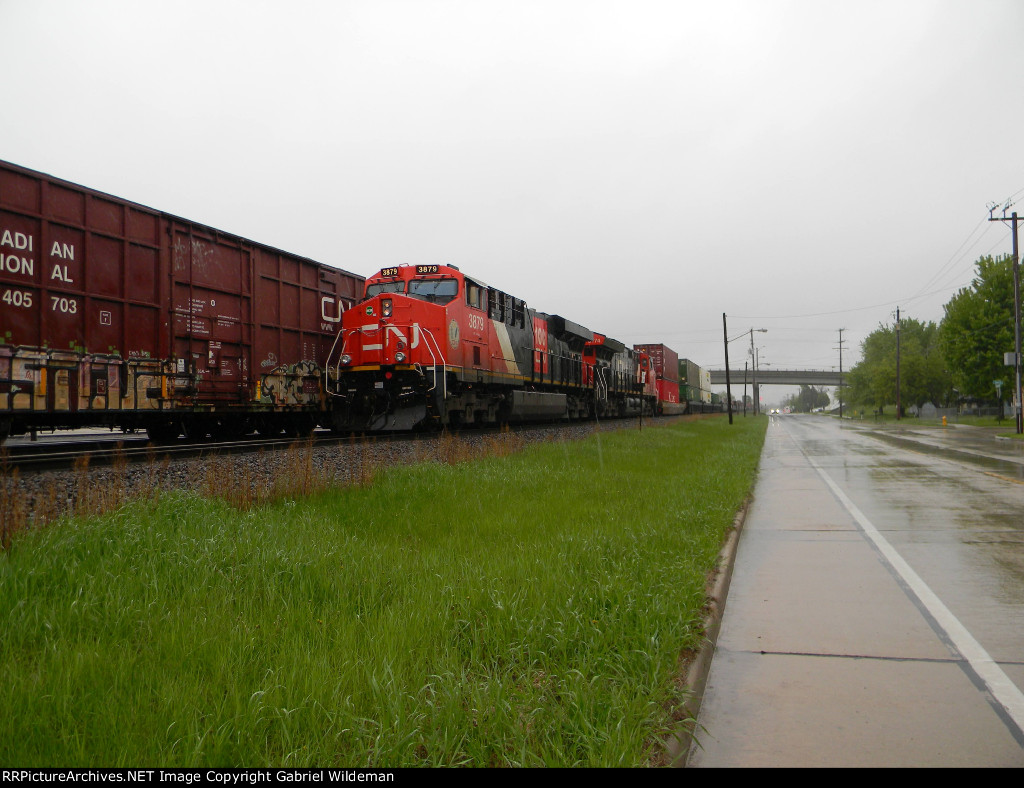 CN 3879 & CN 3174